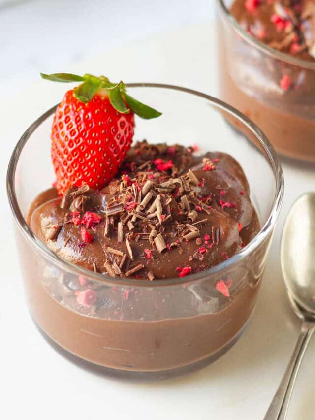 Easy Chocolate Fudge With Condensed Milk