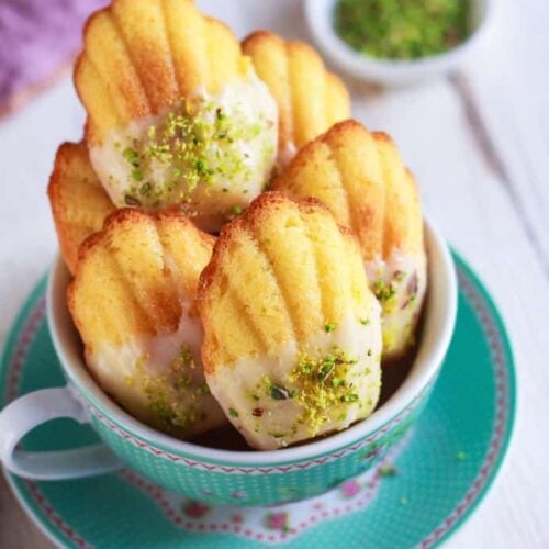 10+ BEST Madeleine Recipes (easy & delicious)