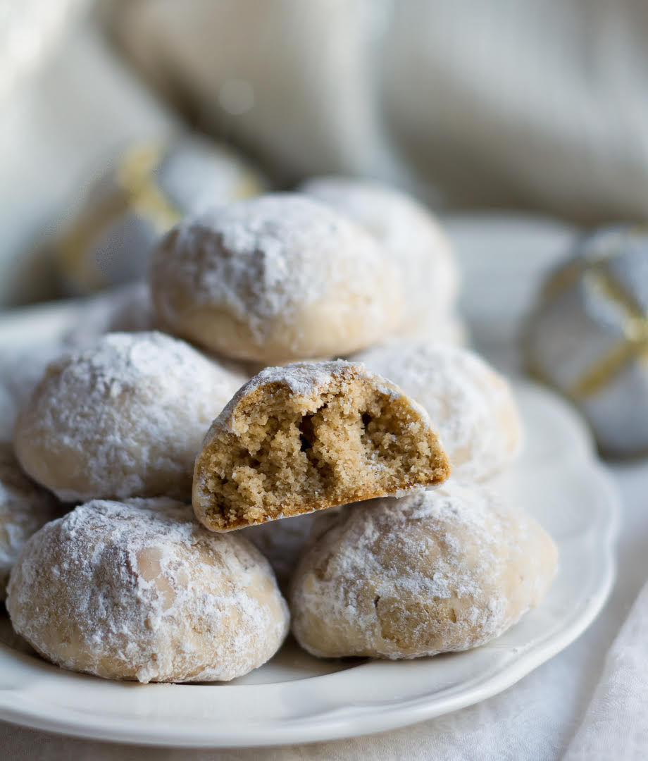 Mexican Wedding Cookies - Easy Eggless