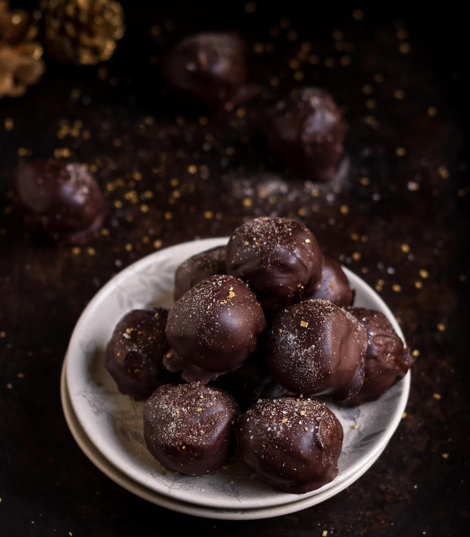 No-Bake Gingersnap Balls - Tasha's Artisan Foods