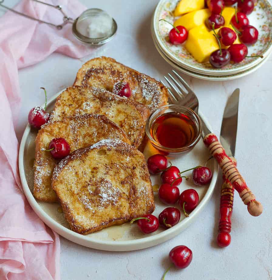 Classic French Toast - Easy cinnamon French toast recipe