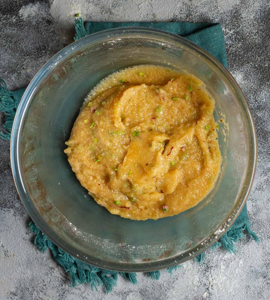 Pistachio Financiers Recipe - Pistachio Saffron Financiers