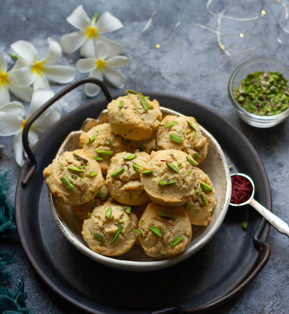 Pistachio Financiers Recipe - Pistachio Saffron Financiers