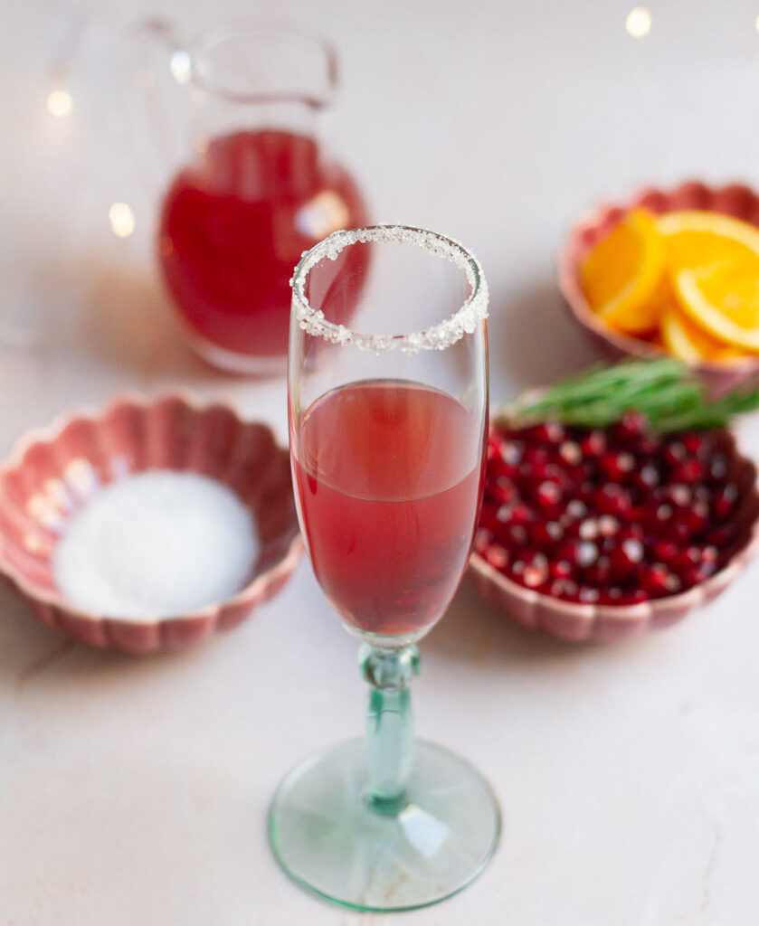 Pomegranate Mimosa: Sparkling Wine Cocktail