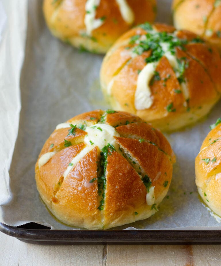 Korean Cream Cheese Garlic Bread