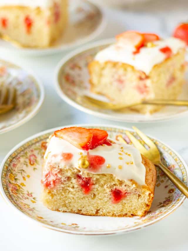 Easy Baklava Cake - Tasha's Artisan Foods